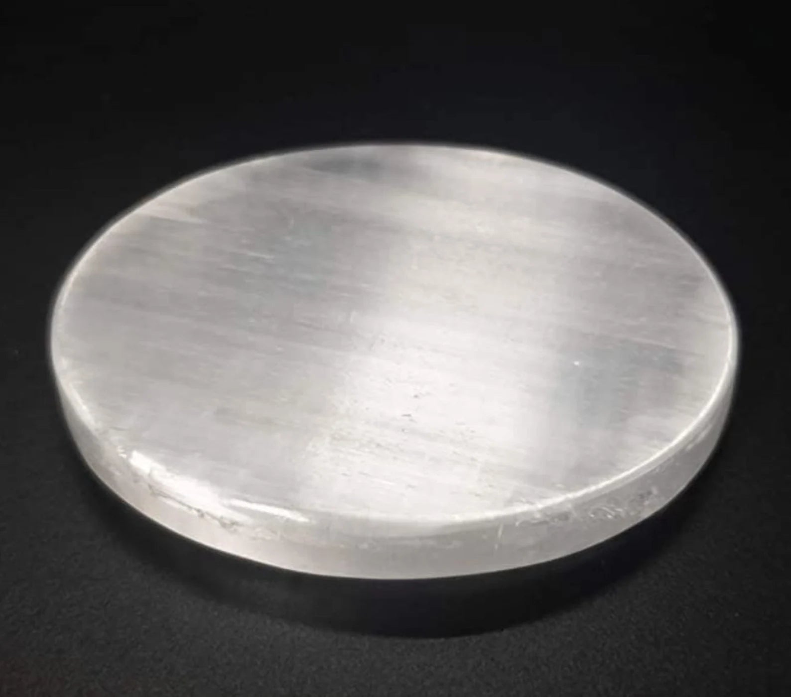 Selenite Round Charging Plate, 72.92 Gram, Natural Crystal for Energy ...